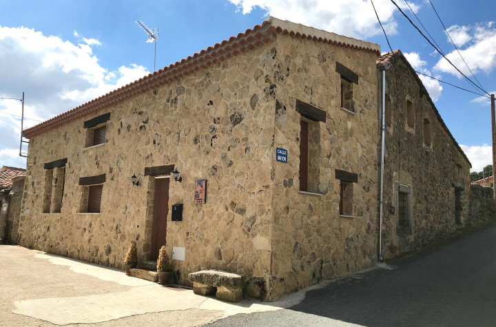 Gala-rural Stone Loft House With Wi-fi - España
