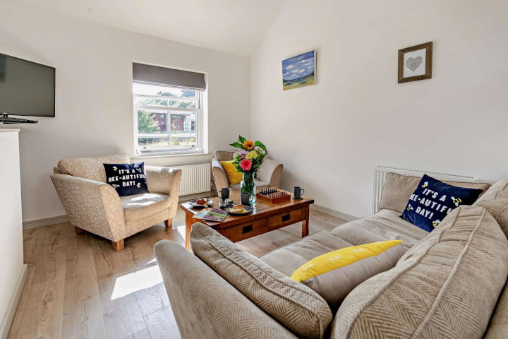 2 Bed In Helston (Oc-s27904) - Helston