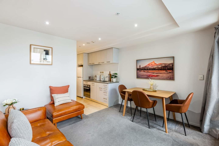 Stylish+modern Unit - Balcony & Pool Zodiak Stays - Auckland