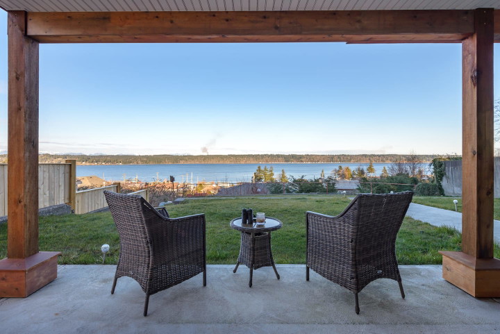 Pier View Suite, Stunning Ocean View - Campbell River