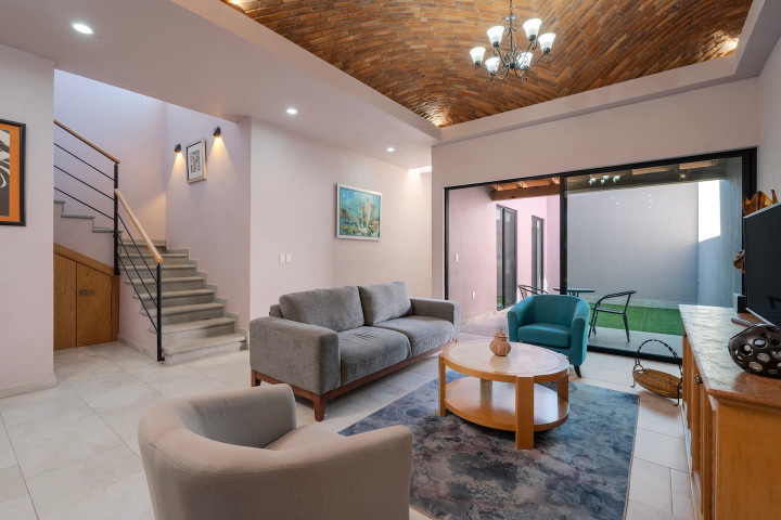 Modern Home In Ajijic W/rooftop Views - Ajijic