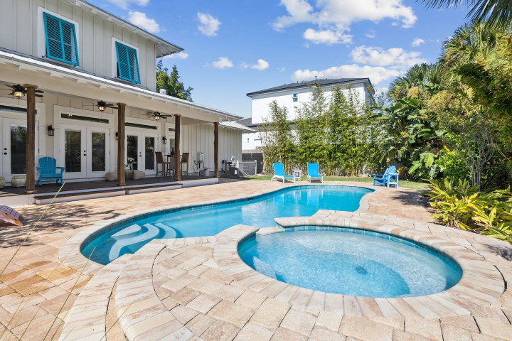 Serenity By The Sea|walk To Beach|pool & Hot Tub - Vilano Beach, FL