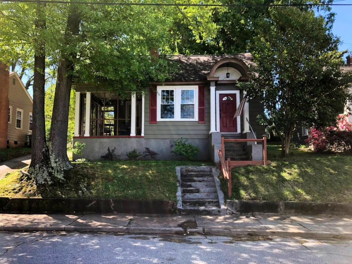The Red Door Hampton Heights House - Spartanburg, SC