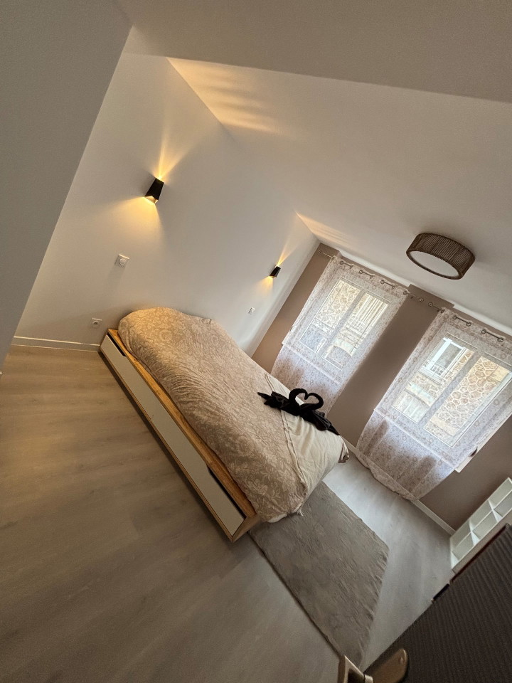 Maison Centre Ville De 115m² Avec Cour Extérieur - Châlons-en-Champagne