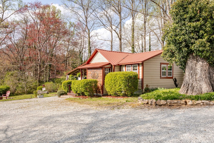 Cade's Place, Hot Tub, Close To Clayton - Clayton, GA
