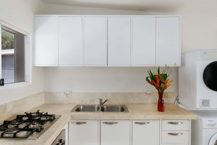 Delightful 2-bedroom Modern Apartment W/ac + Pool - Port Vila