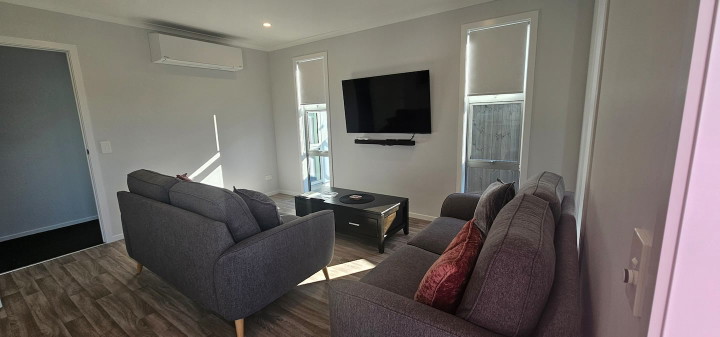 Newly Build 2024, 2 Bedroom House - Papamoa