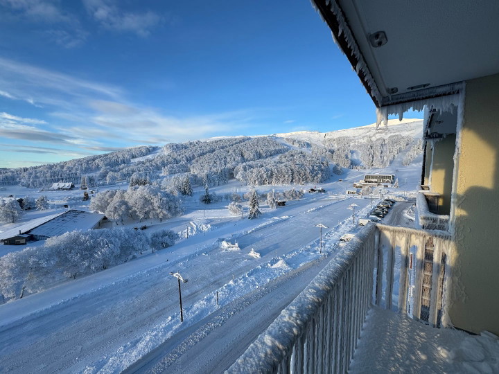 Super Besse Sublime Vue Cœur De Station - Besse-et-Saint-Anastaise