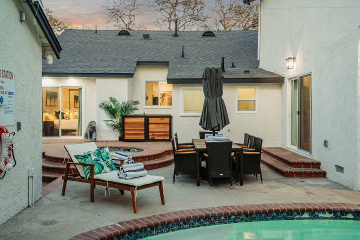 Elegant Oasis | Heated Pool & Spa | 5mi To Beach - Long Beach, CA
