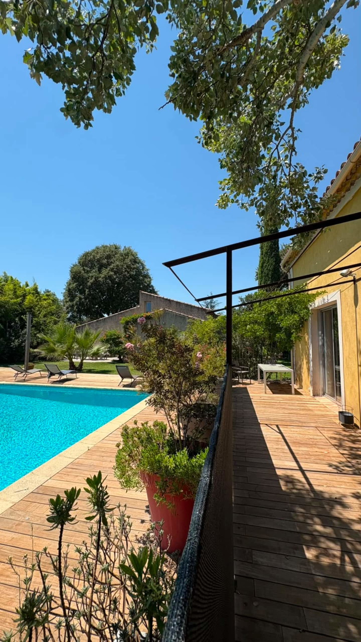 Villa Atypique De 90 M2 Dans Le Pays Aubagnais - Aubagne