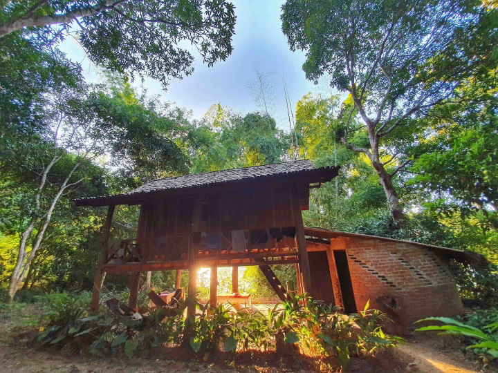 Off Grid Jungle Farmstay At Mekong Eden Farm - Laos
