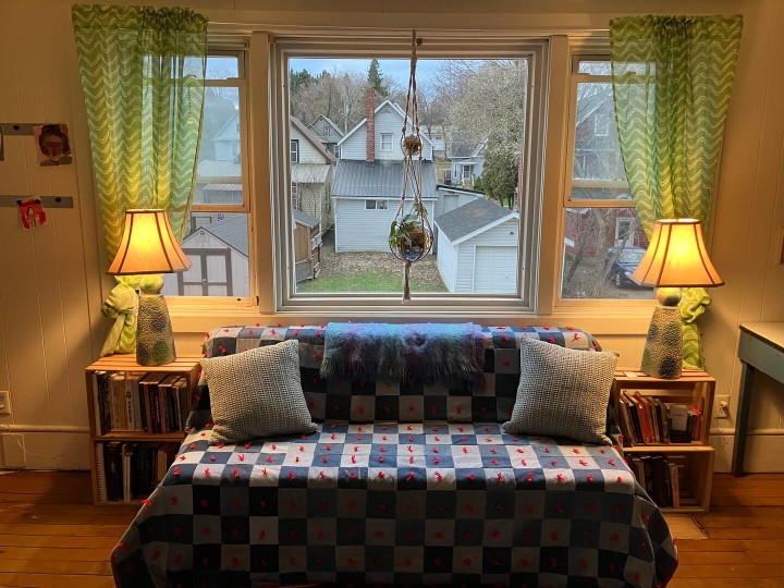Dreamy Artists Den Full Of Soul - Sault Ste. Marie