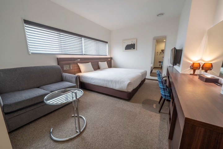 Near Kyoto Imperial Palace! /Simmons Bed To Help You Rest From Your Travels/room For 3/bike Rental And Shared Kitchen Too! - Kyoto