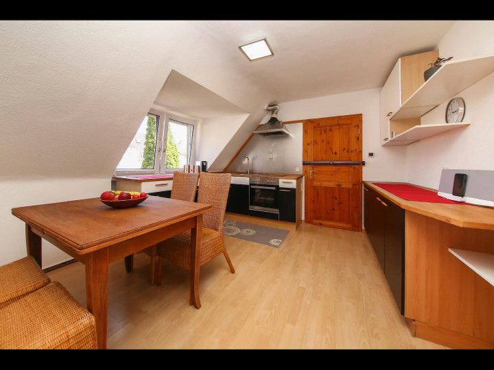 3 Zkb Balkon, Komplette Wohnung. Gute Lage 75 Qm. - Kaiserslautern
