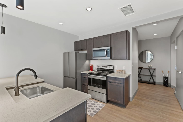 175 Lex - Walkable Downtown Lexington Condo - Lexington, KY
