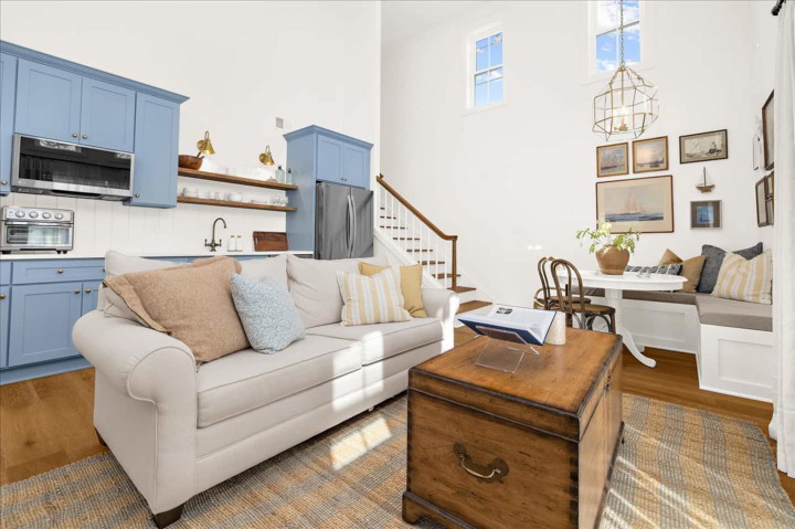 Walk To City Dock & Usna | Designer Eastport Home - Annapolis, MD