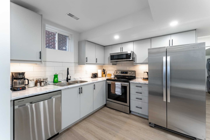 40 Mins To Toronto | 2bd | Fast Wifi | Cozy Suite - Burlington