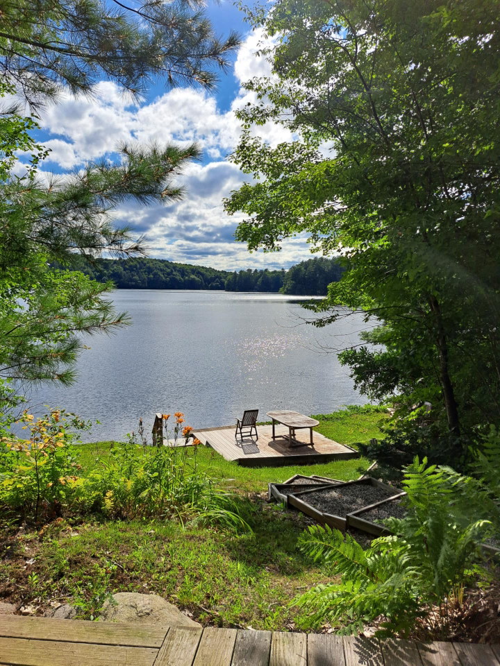 Garfield Grounds | Lakeside Guest Cottage Dock - The Berkshires, MA