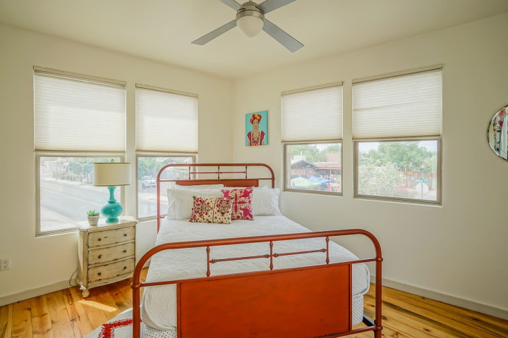 Frida Kahlo! 1bd/1.5ba Condo Near Oldtown/sawmill - Albuquerque, NM