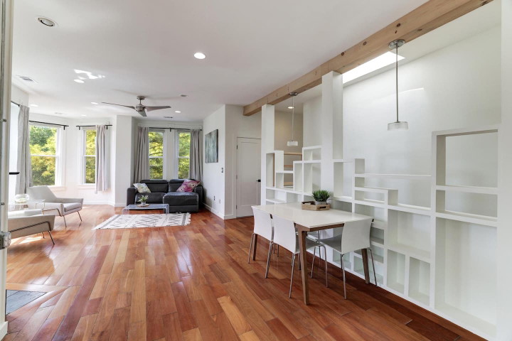 Penthouse In Heart Of The City With Deck - Washington, DC
