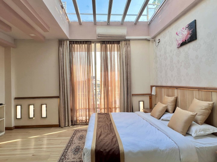 Spacious 5 Bhk Apartment ,Luxurious With City View - Kathmandu