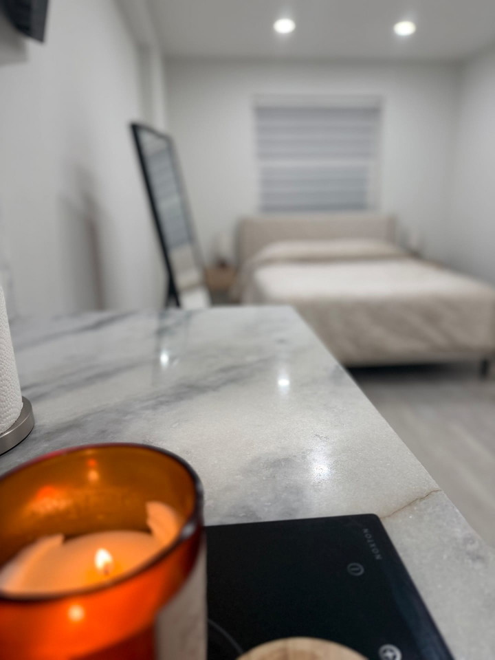 Cozy Private Studio  5 Min Hard Rock Stadium. - North Miami, FL