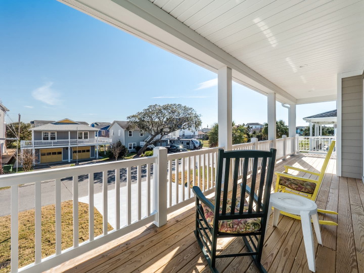 A Kure Cure | Views, Short Walk To Beach! - Kure Beach, NC