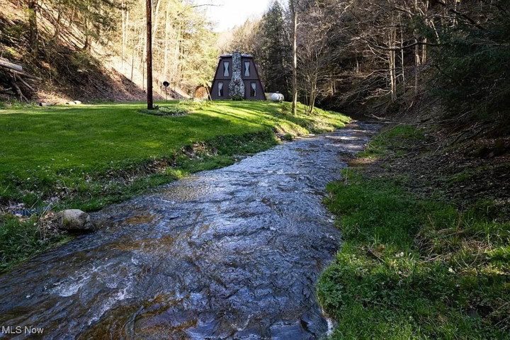 Lodge W/ Creek & Hot Tub By Mohican State Park - Ohio