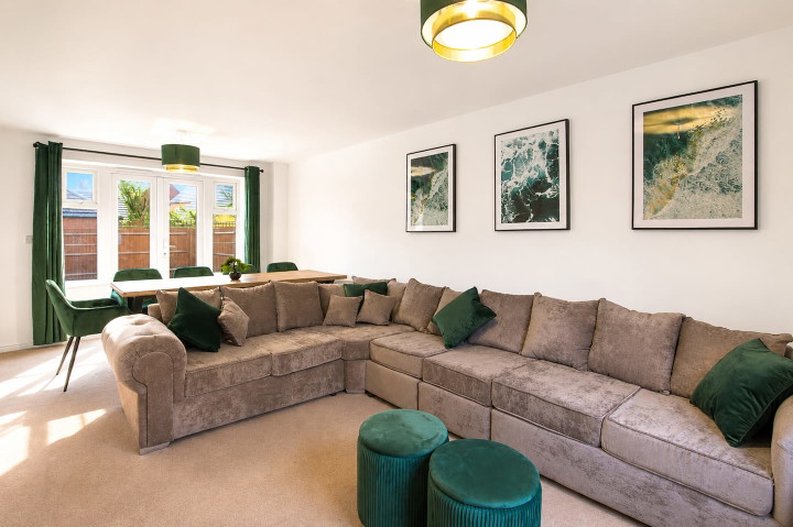 Long Stay | Sleeps 11 | Gated Parking | Games Room - Bedford, Royaume-Uni