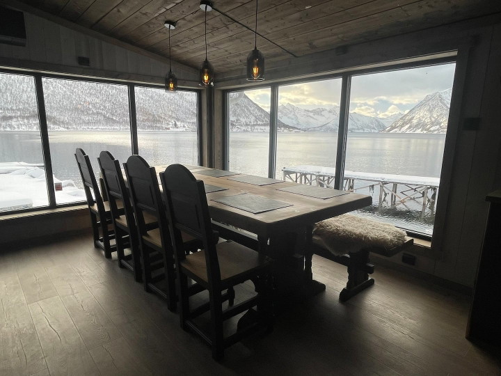 Bridge Apartment With Sea View - Norwegia