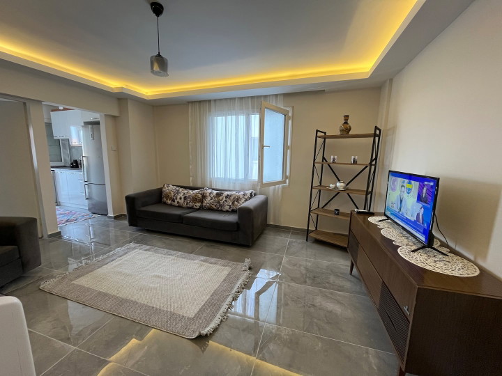 Apartment For Rent In The City Center | Easy Access | Park - Izmir