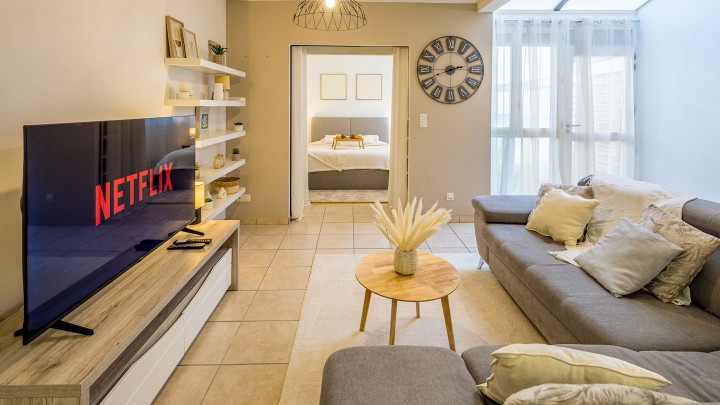 Refined. City Centre. Netflix. Queen-size Bed. - Reims