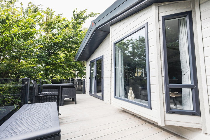 Shoreline - Luxury By The Sea - Mudeford