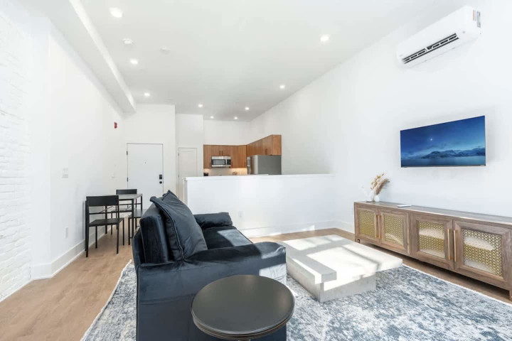 Old City 1br | Rooftop + Kitchen + Pet-friendly - Philadelphia, PA