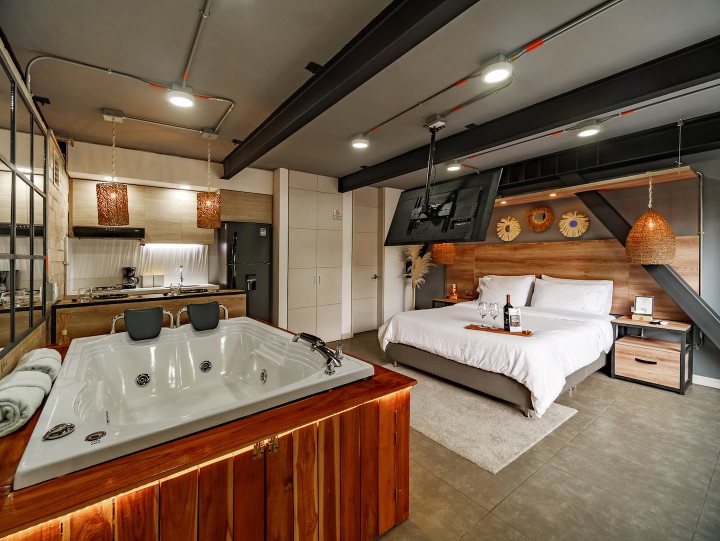 404 Suite Privada Con Jacuzzi | Laureles - Medellin, Antioquia, Colombia