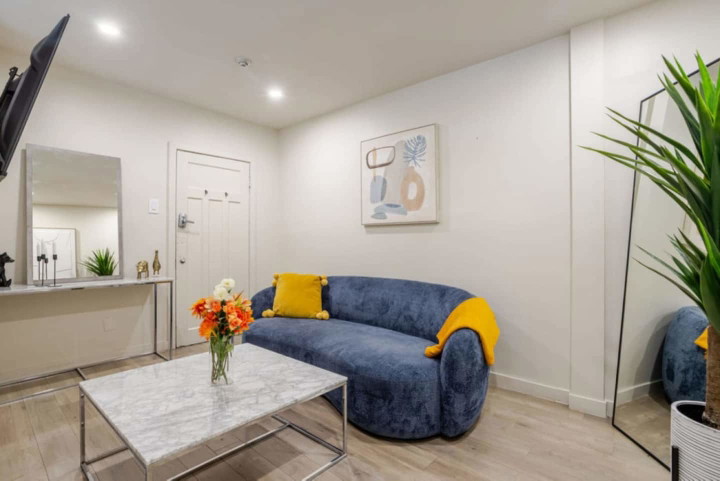 Modern Apartment | Downtown Montréal | 3b1b - Dorval