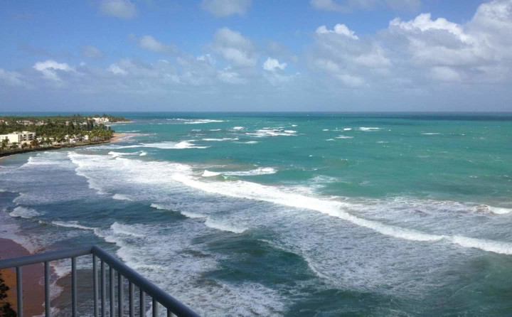 Piso 19 Frente Al Mar (Esquina Apt) @ Sandy Hills - Puerto Rico
