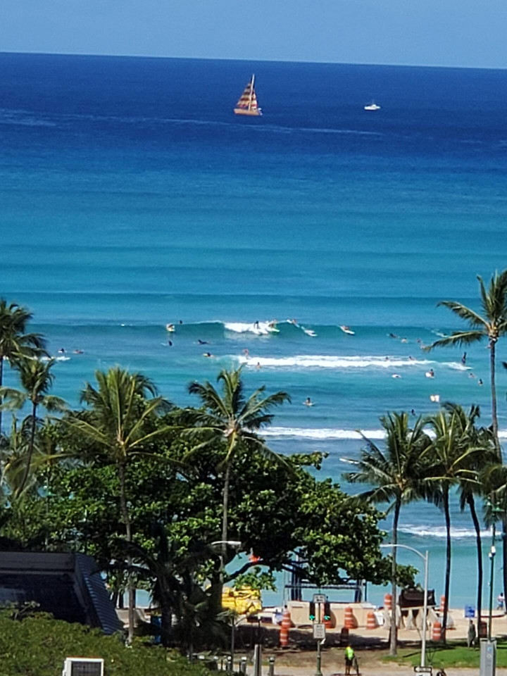 Wake Up In Paradise With A Touch Of Aloha Rainbow - Honolulu, HI