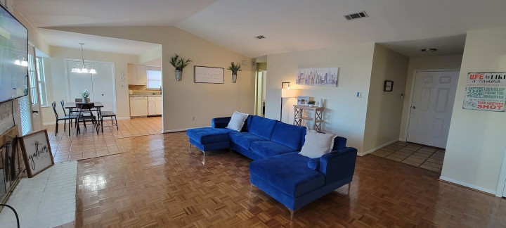 Beautiful Corner Lot Home! - Killeen, TX