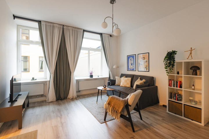 Emplacement Idéal | Télévision Connectée | Lit King Size Confortable Et Espace De Travail - Göteborg