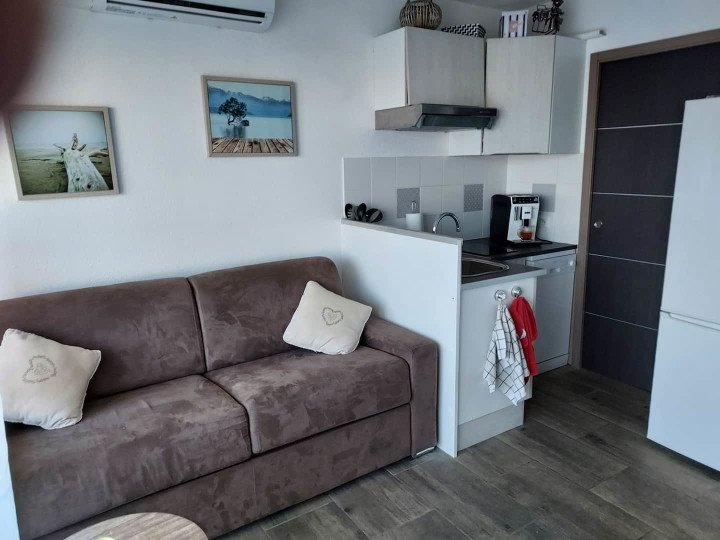 **Beautiful Cabin Studio Grand Galion Residence - Aigues-Mortes