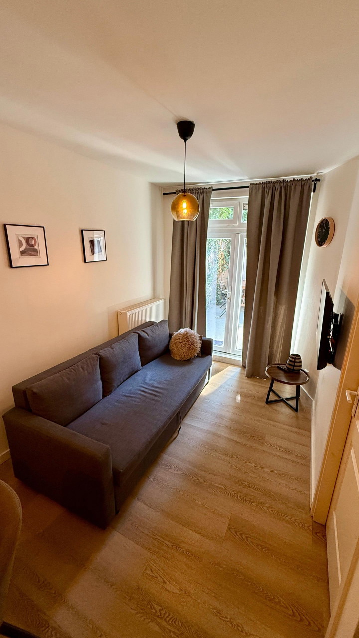 Central Studios  2br Family Apartment - The Hague