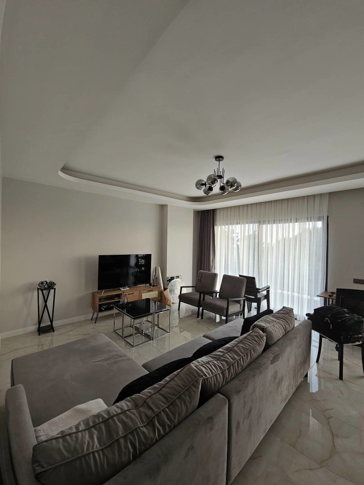 Large Duplex Penthouse, Sea View & Beach Access - Okurcalar