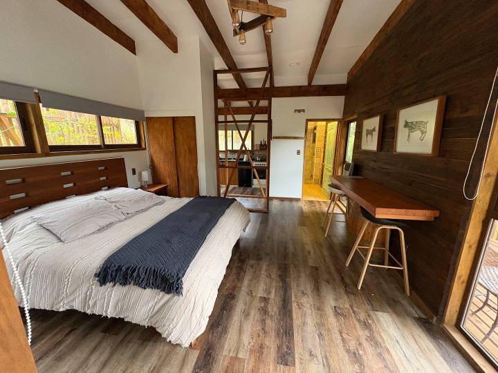 Lodge Syrah - Jacuzzi Among The Vineyards - Quillota