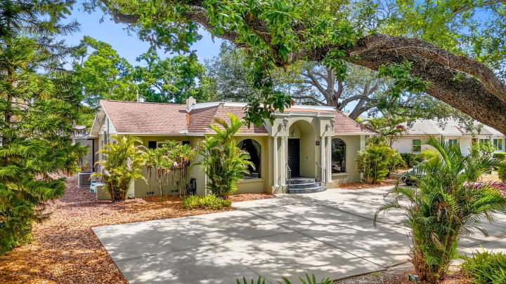South Tampa Townhome With Pool And Fios Internet - Tampa, FL