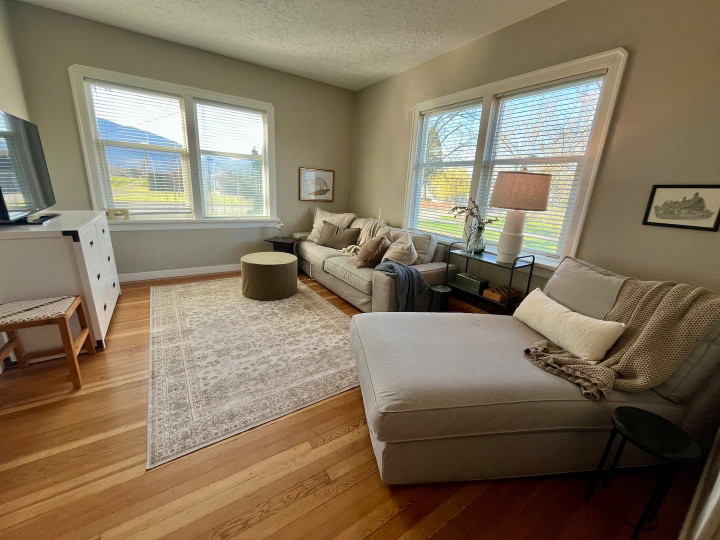 The House - Heritage Style! - Chilliwack