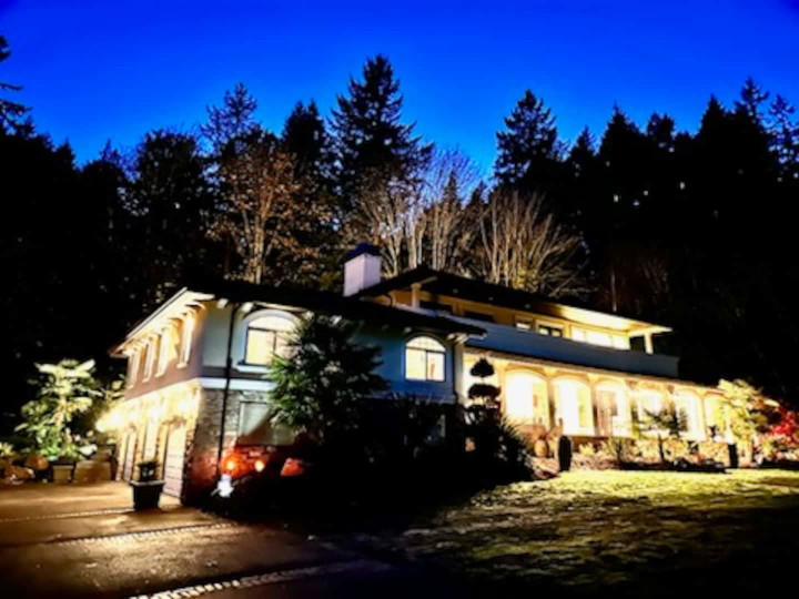 Gorgeous Mediterranean Suite - Issaquah, WA