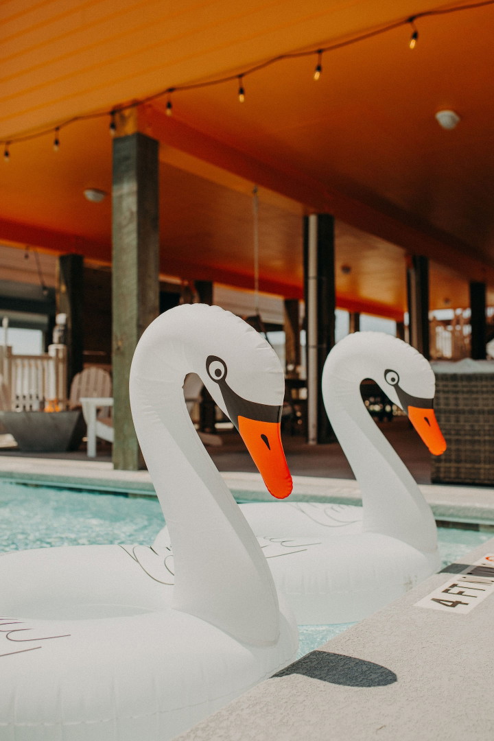 Orange Crush Private Pool, 3 King+bunks - Port Aransas, TX