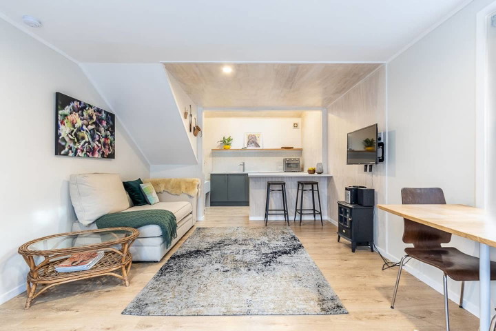 Great Studio Near Beach, Shops & Restaurants - New Zealand