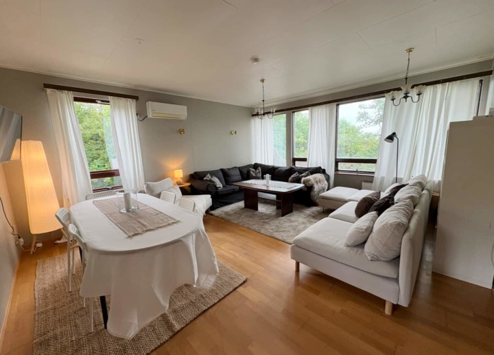 Mið-mörk-5 Bedroom Holiday Home Farm House - Islande
